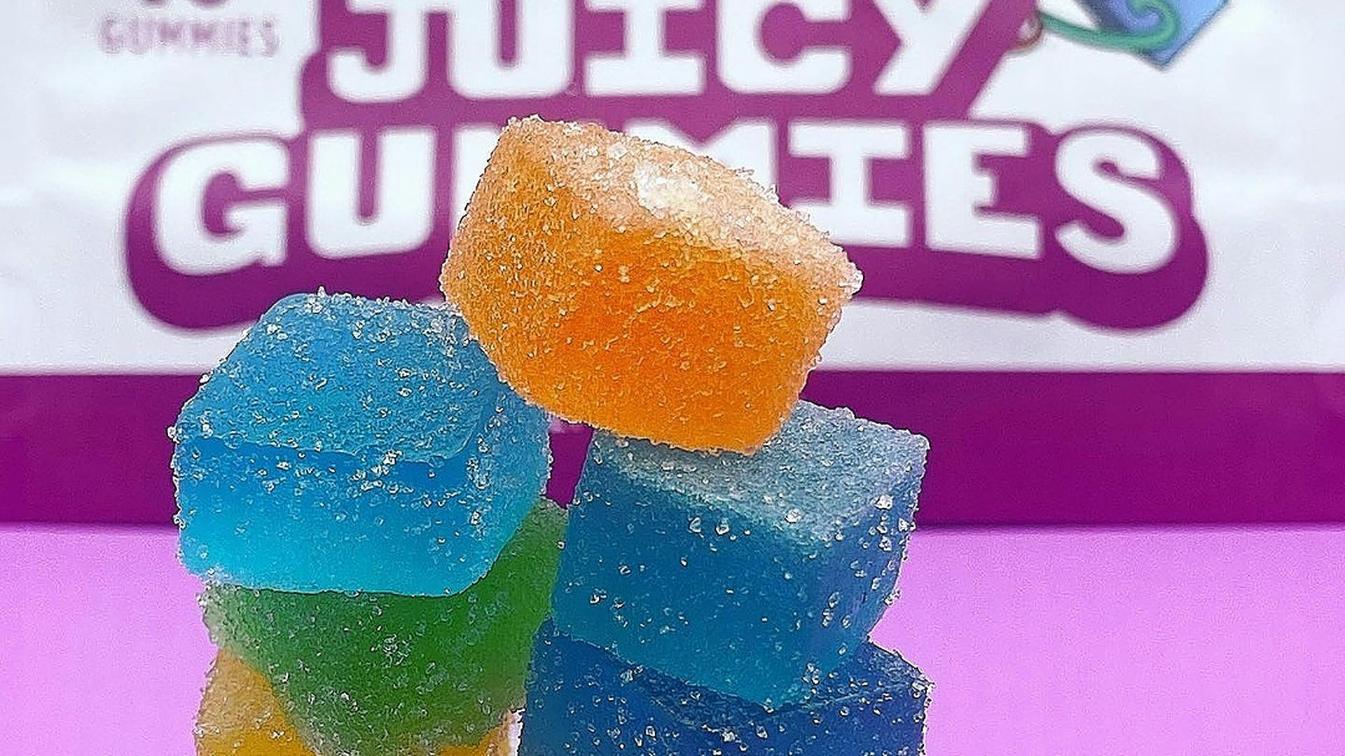 Wake-N-Bakery: Chicago's Original Delta 8 THC Infused Bakery & Coffee ...