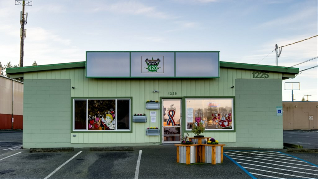 Destination Hwy 420 | Dispensary Menu, Reviews & Photos