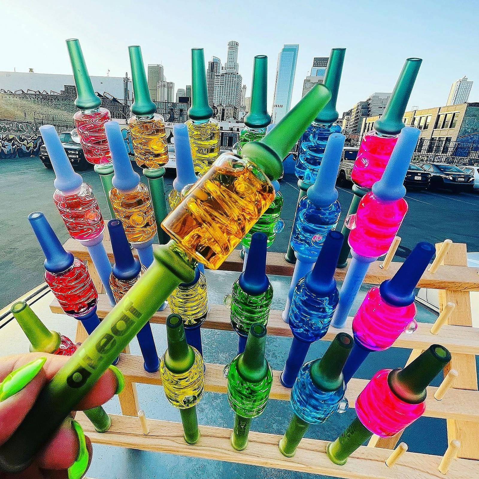 aLeaf: 6" Freezable Honey Straws with Swirl Perc | Leafly