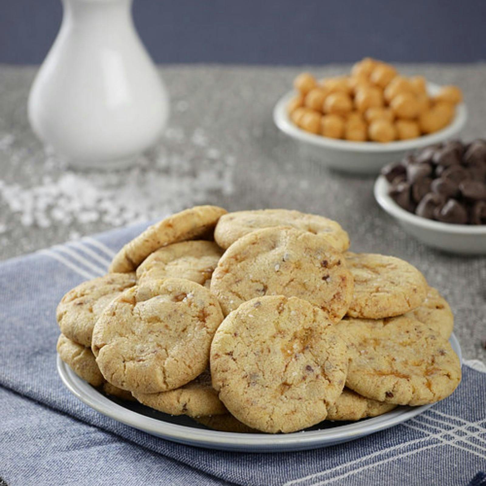 Sweet Mary Jane: Salted Caramel Chocolate Chip Cookies 100mg 10-pack ...