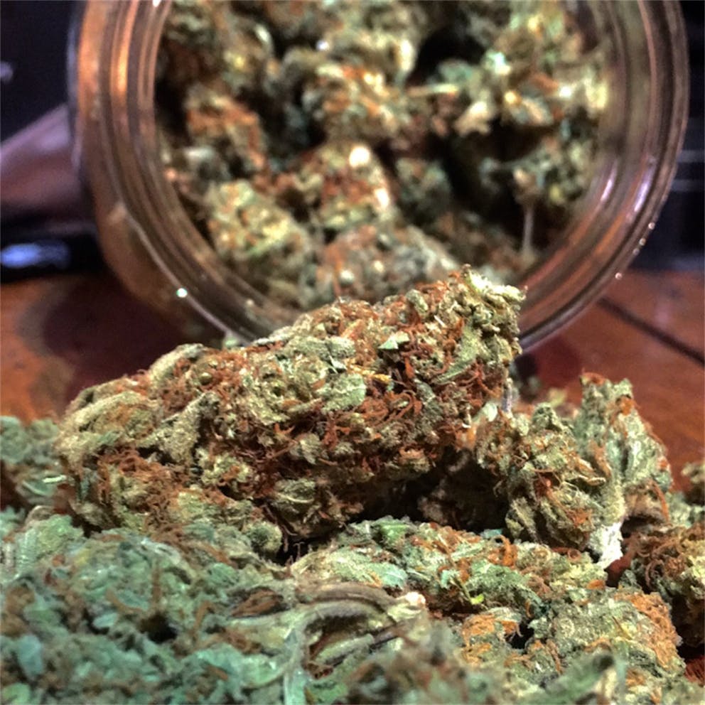 Photos of Alien Kush Weed Strain Buds | Leafly