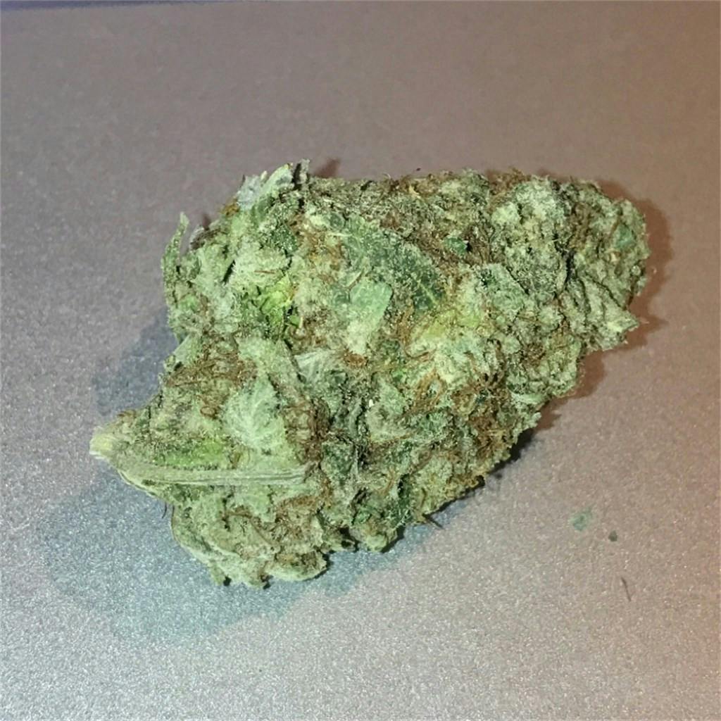 Photos of Candyland Weed Strain Buds | Leafly