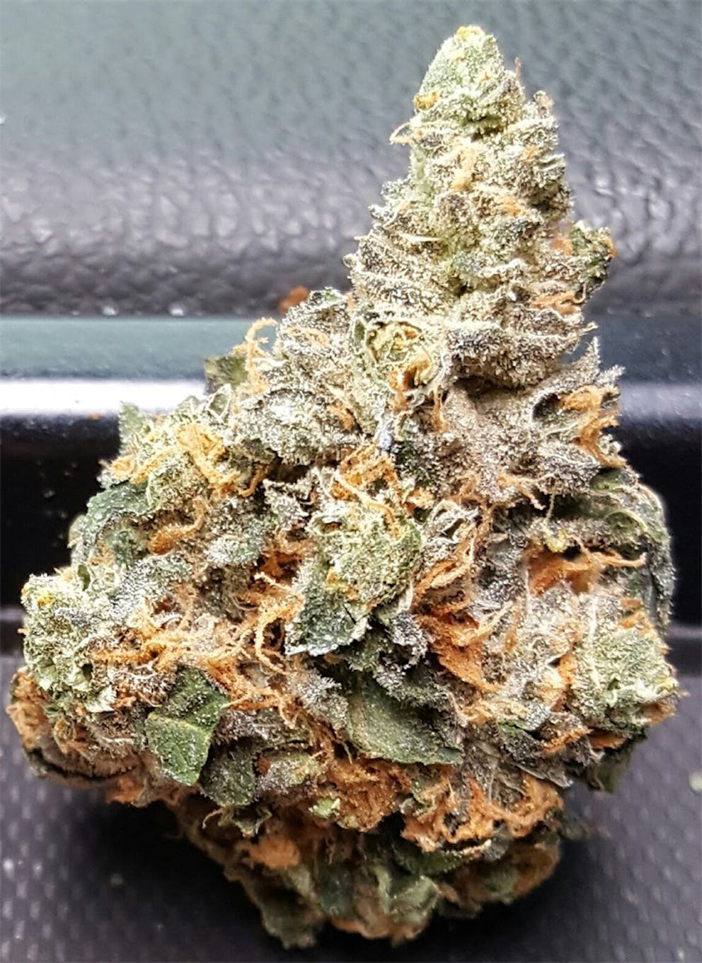 Photos of Chunky Diesel Weed Strain Buds | Leafly