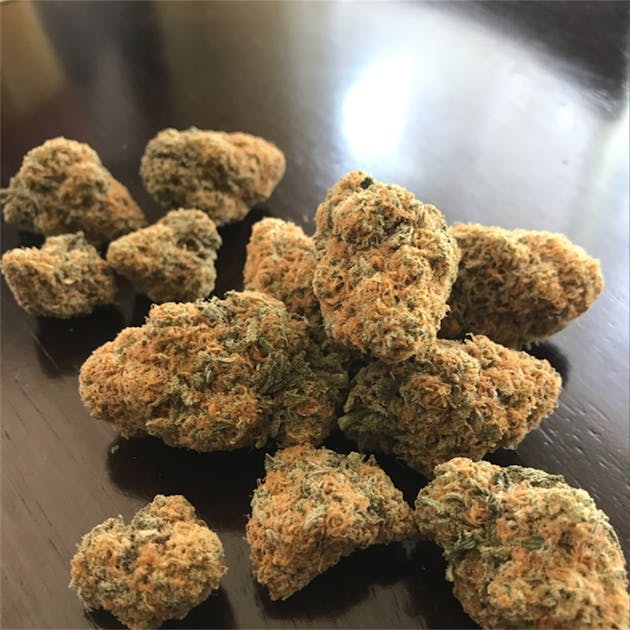 Photos of Crypt Weed Strain Buds | Leafly