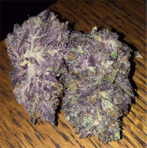 Legend OG Weed Strain Information | Leafly