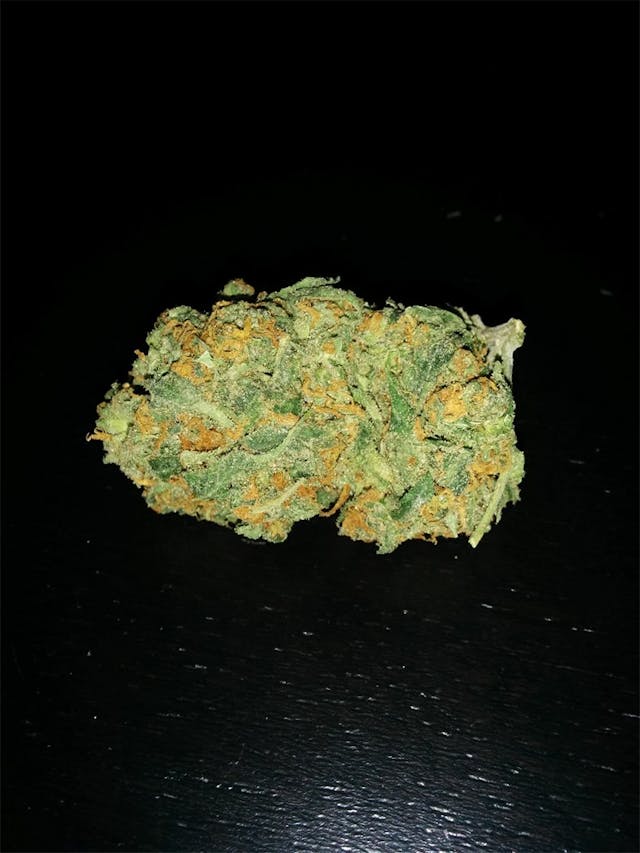 Photos of Lemon Drop Weed Strain Buds | Leafly