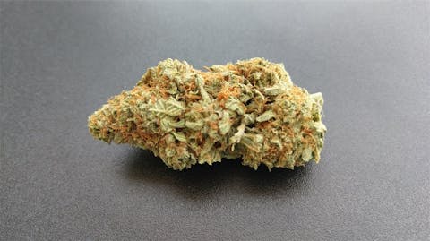 Lemon Kush aka Cali Lemon Kush Weed Strain Information | Leafly