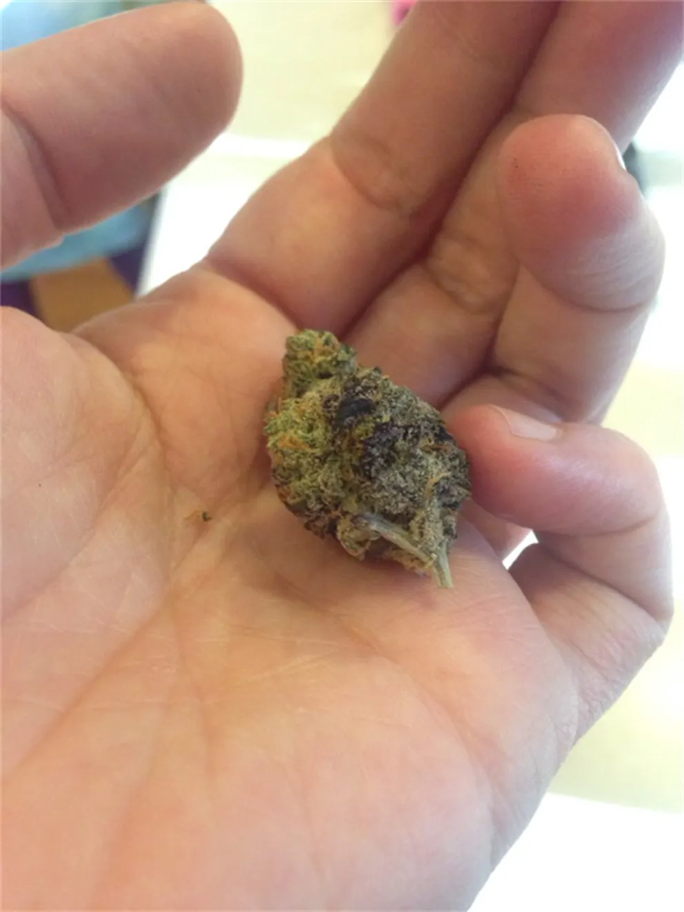 Photos of Marionberry Kush Weed Strain Buds | Leafly