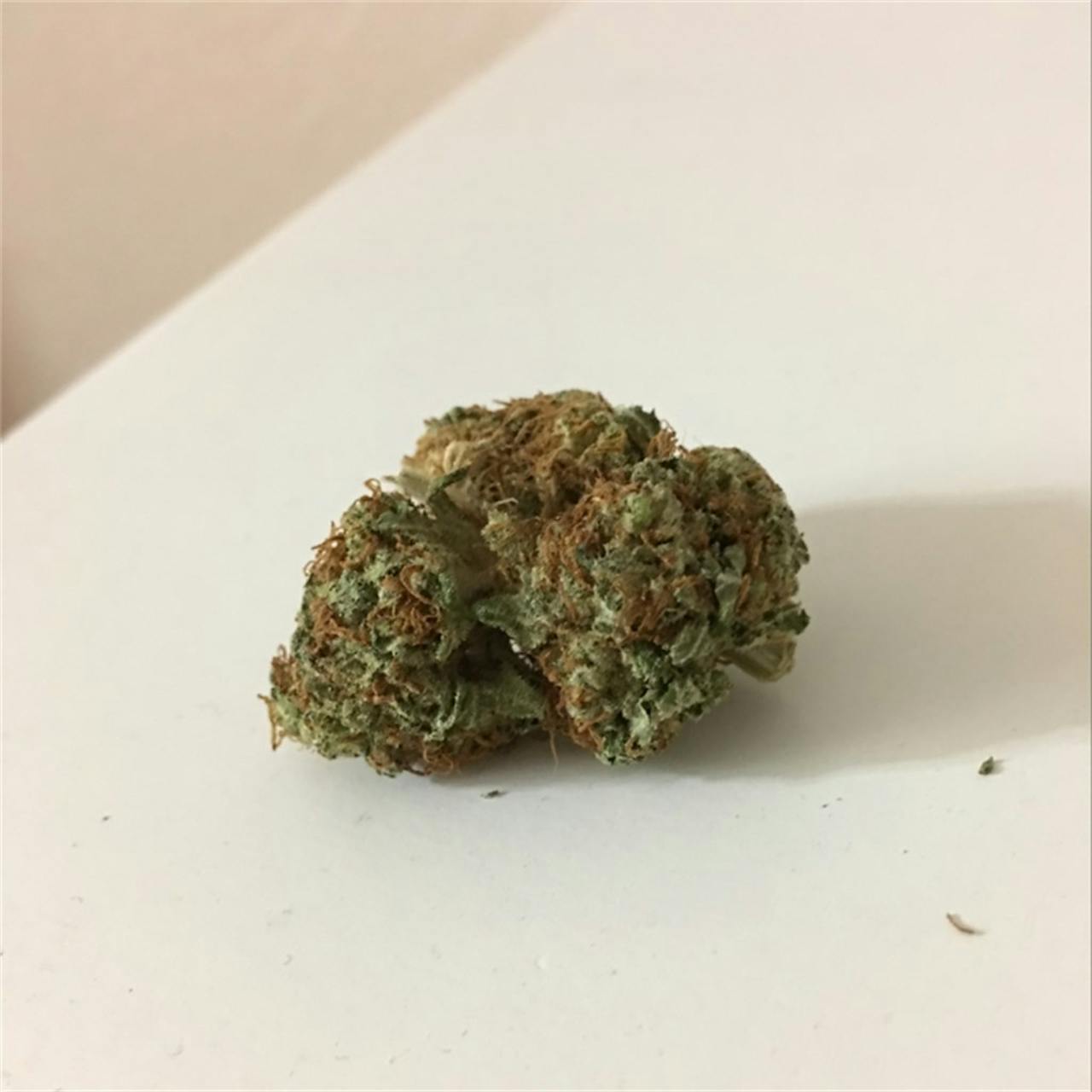 Photos of Pineapple Express Weed Strain Buds | Leafly