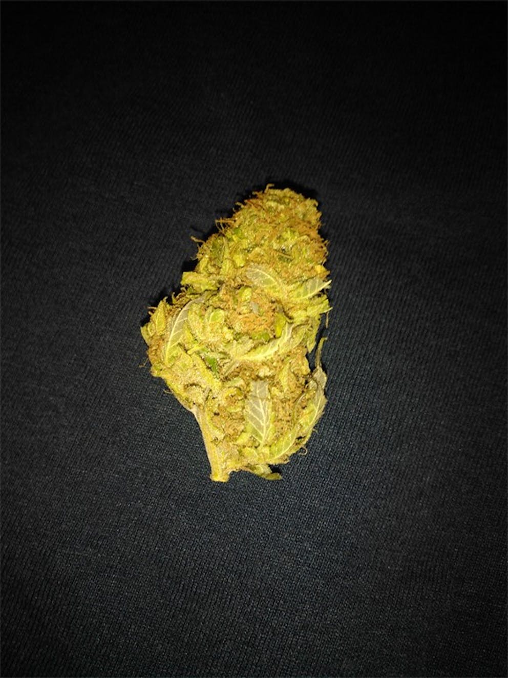 Photos of Raspberry Cough Weed Strain Buds | Leafly