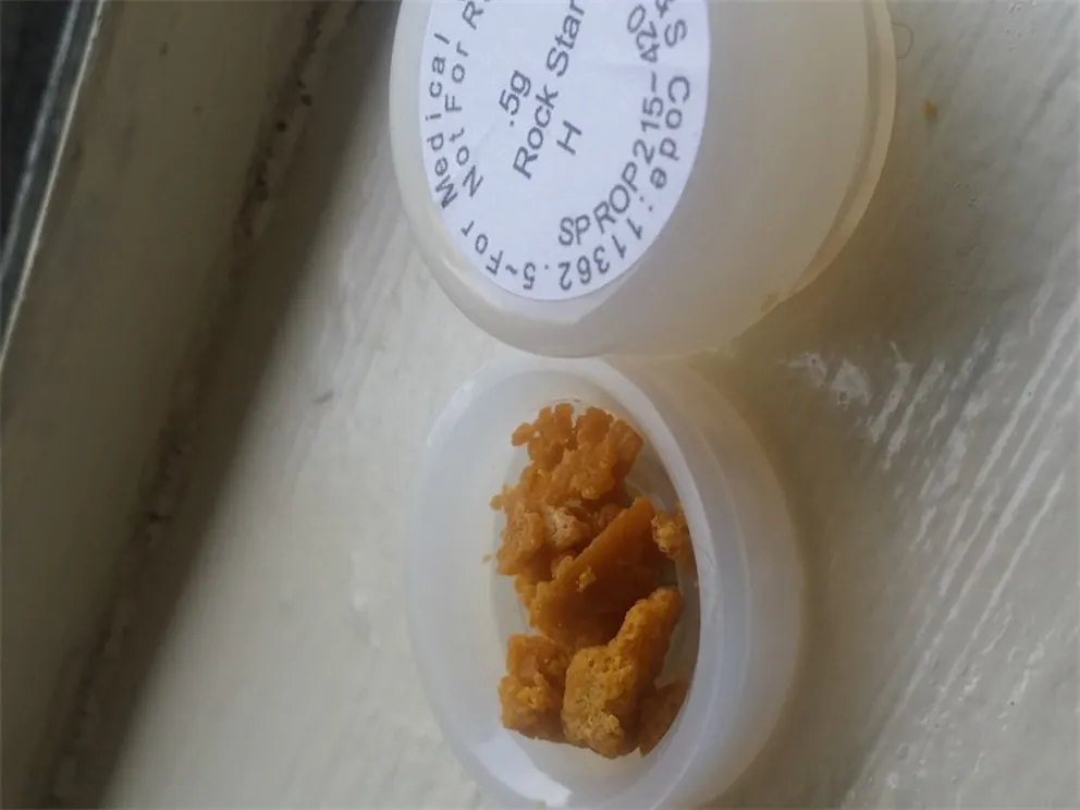 Photos of Rockstar Weed Strain Buds | Leafly