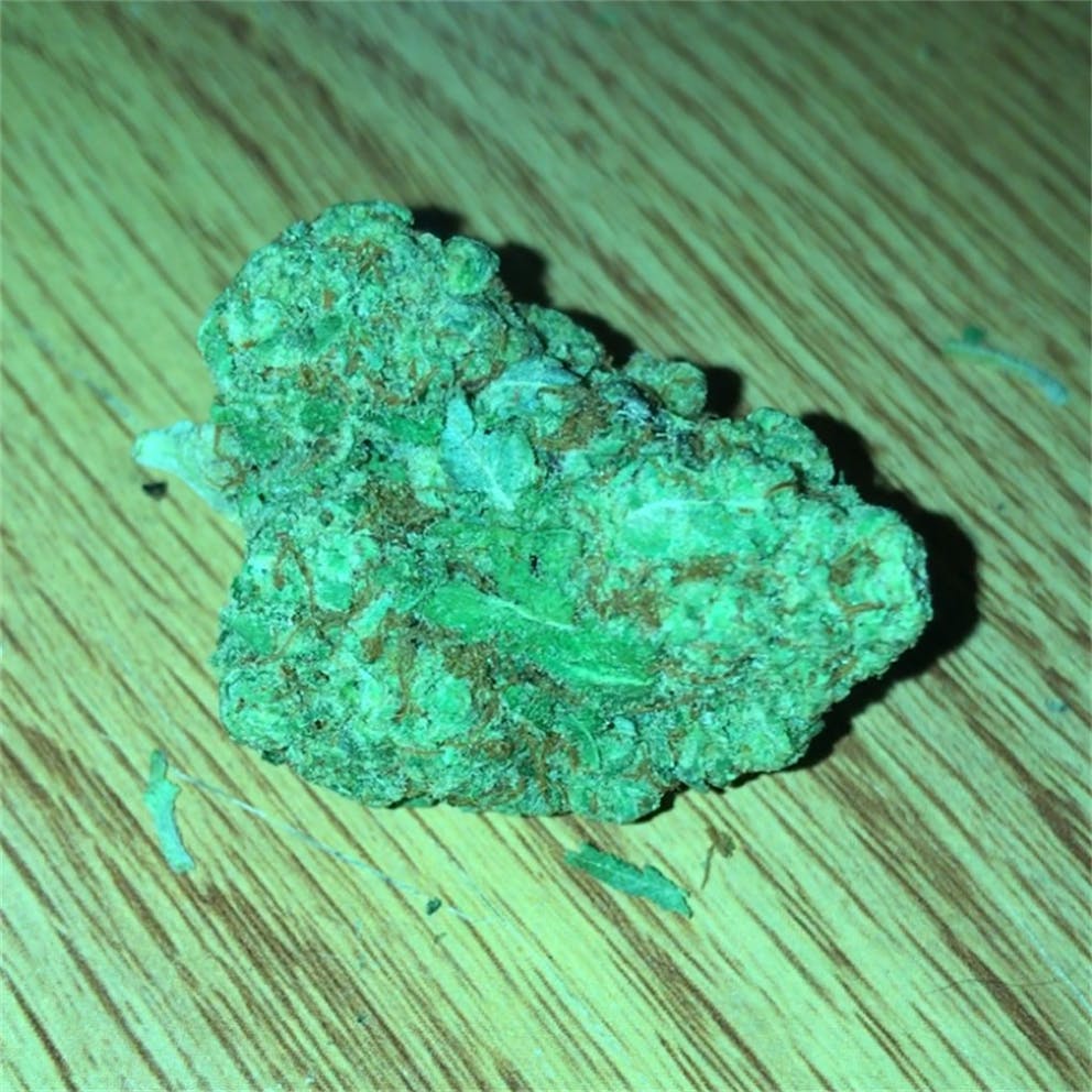 Photos of Snoop's Dream Weed Strain Buds | Leafly