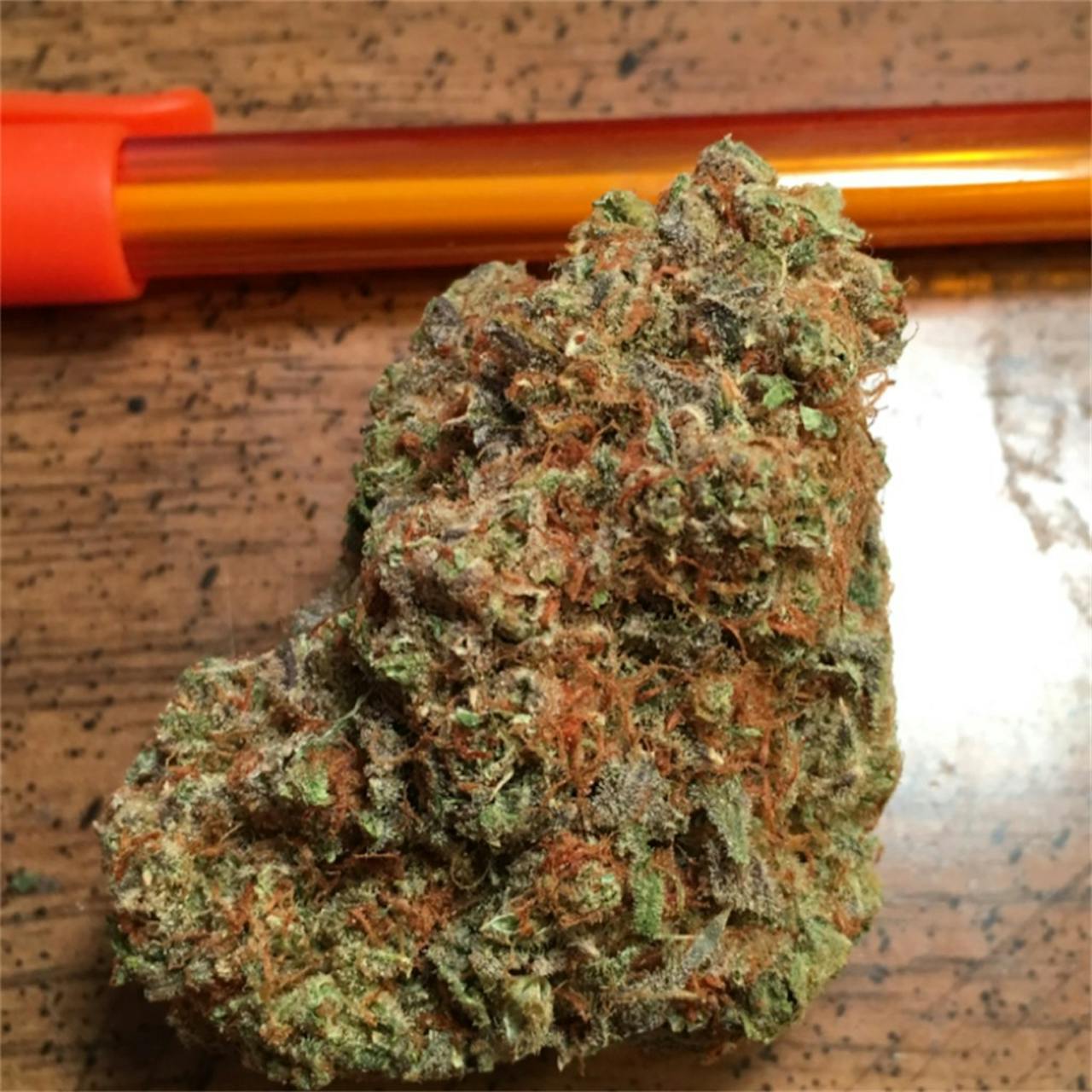 Photos of Super Skunk Weed Strain Buds | Leafly