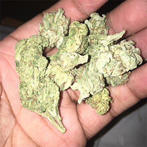 Tangerine Kush Weed Strain Information | Leafly