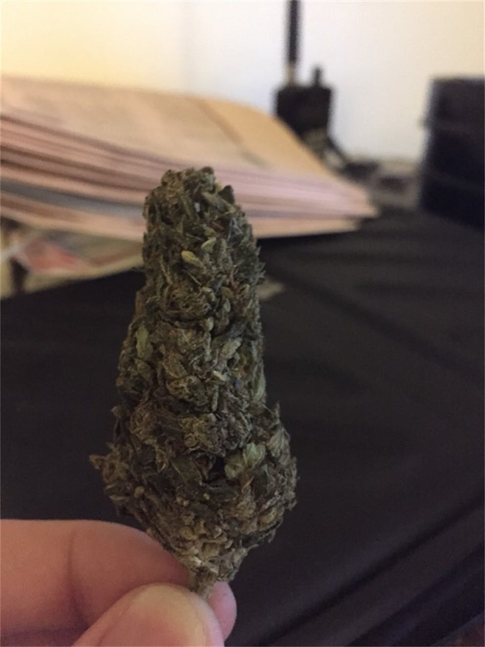 Photos of Venom OG Weed Strain Buds | Leafly