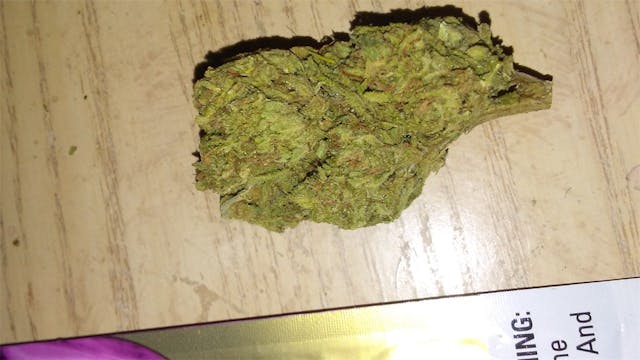 Photos of Vortex Weed Strain Buds | Leafly