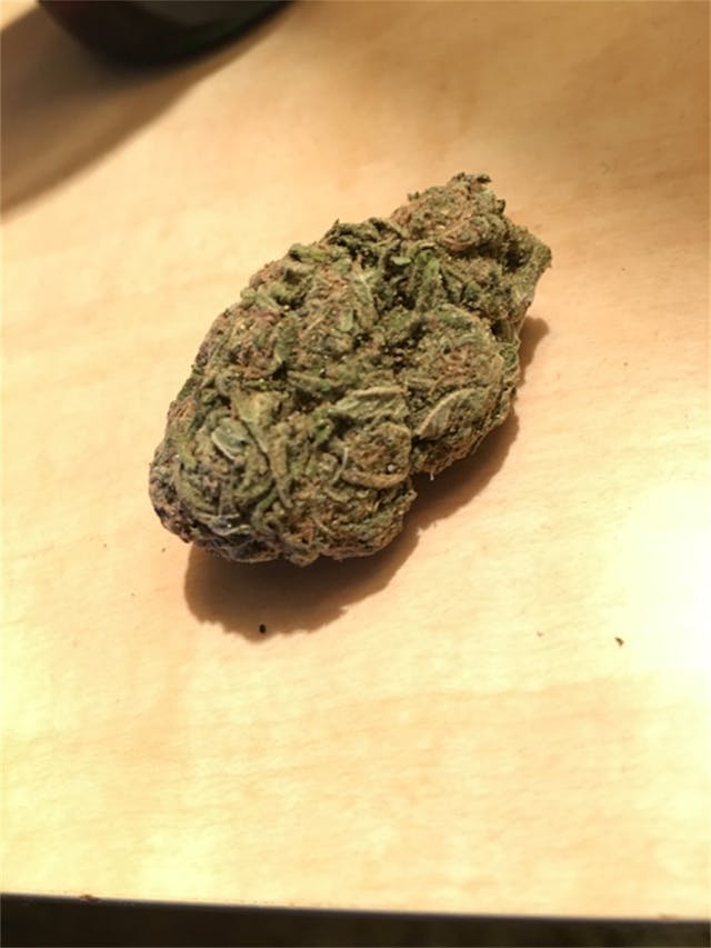 Photos of Vortex Weed Strain Buds | Leafly